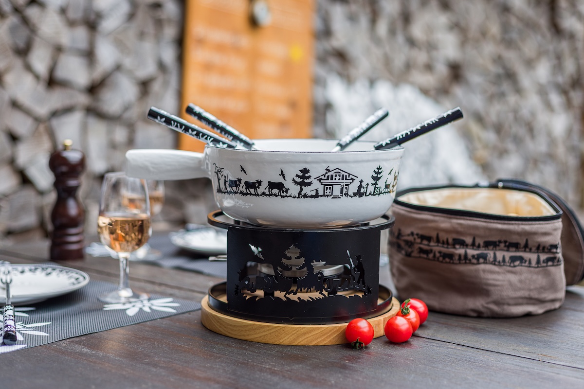 Heidi Cheese Line : fondue et raclette design - Les Genevoises